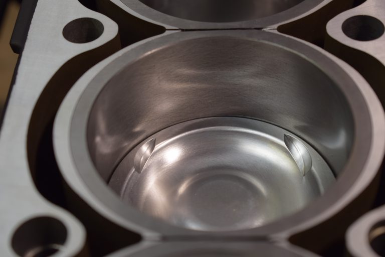 .ST225 Engine Rebuild [with Forged Liners] | Dreamscience Motorsport